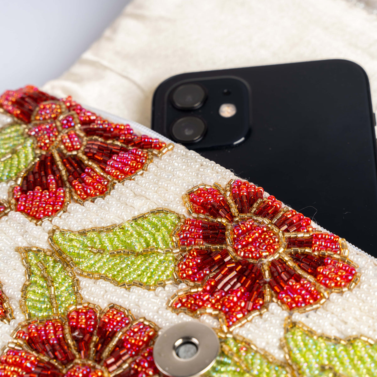 Aurora – Pakhtun Wardrobe